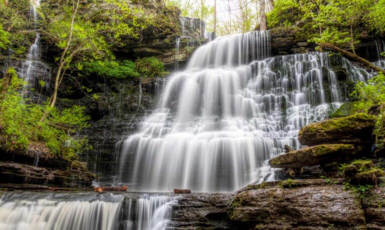 Altamont, TN Travel Guide: Waterfalls, Caves, and Scenic Stays